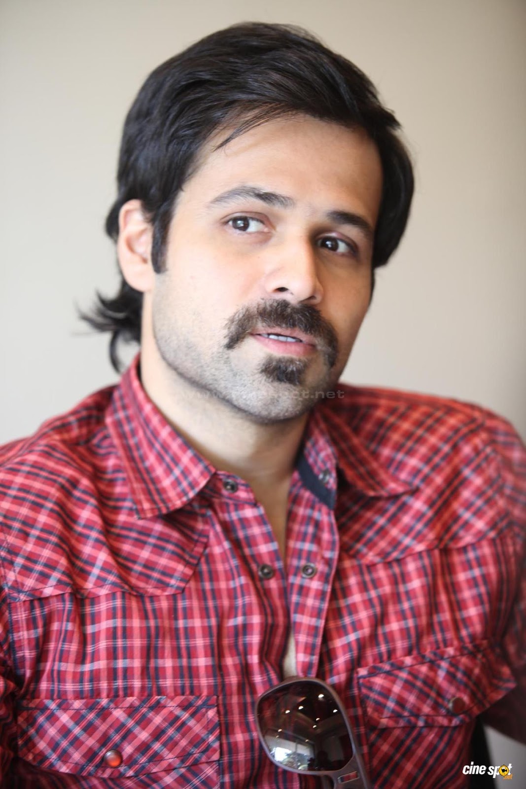 imran hasmi wallpaper,haar,schnurrbart,bart (#747664) - WallpaperUse