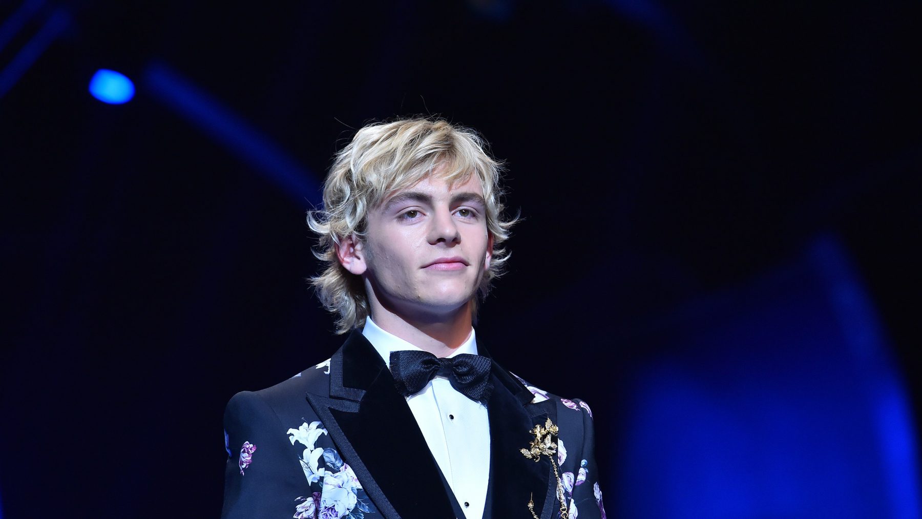 ross lynch wallpaper,performance,music artist,entertainment,singer ...