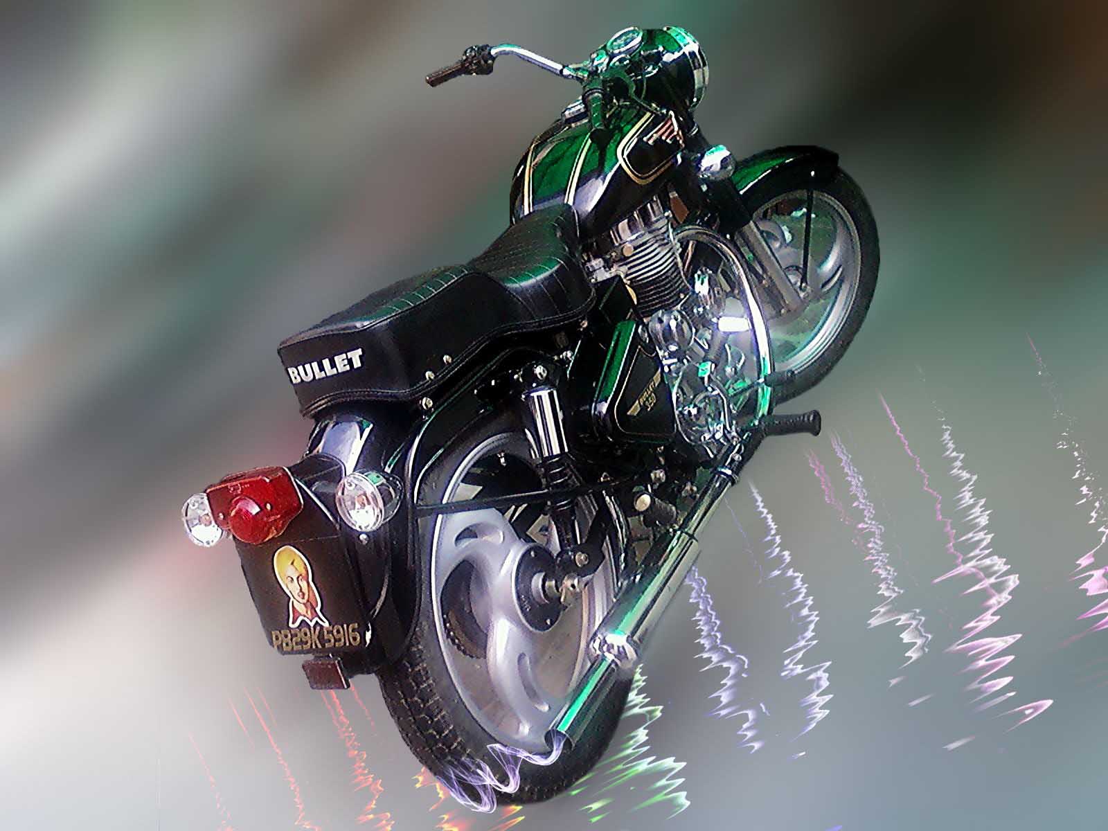 Standard Bullet Bike Hd- WallpaperUse