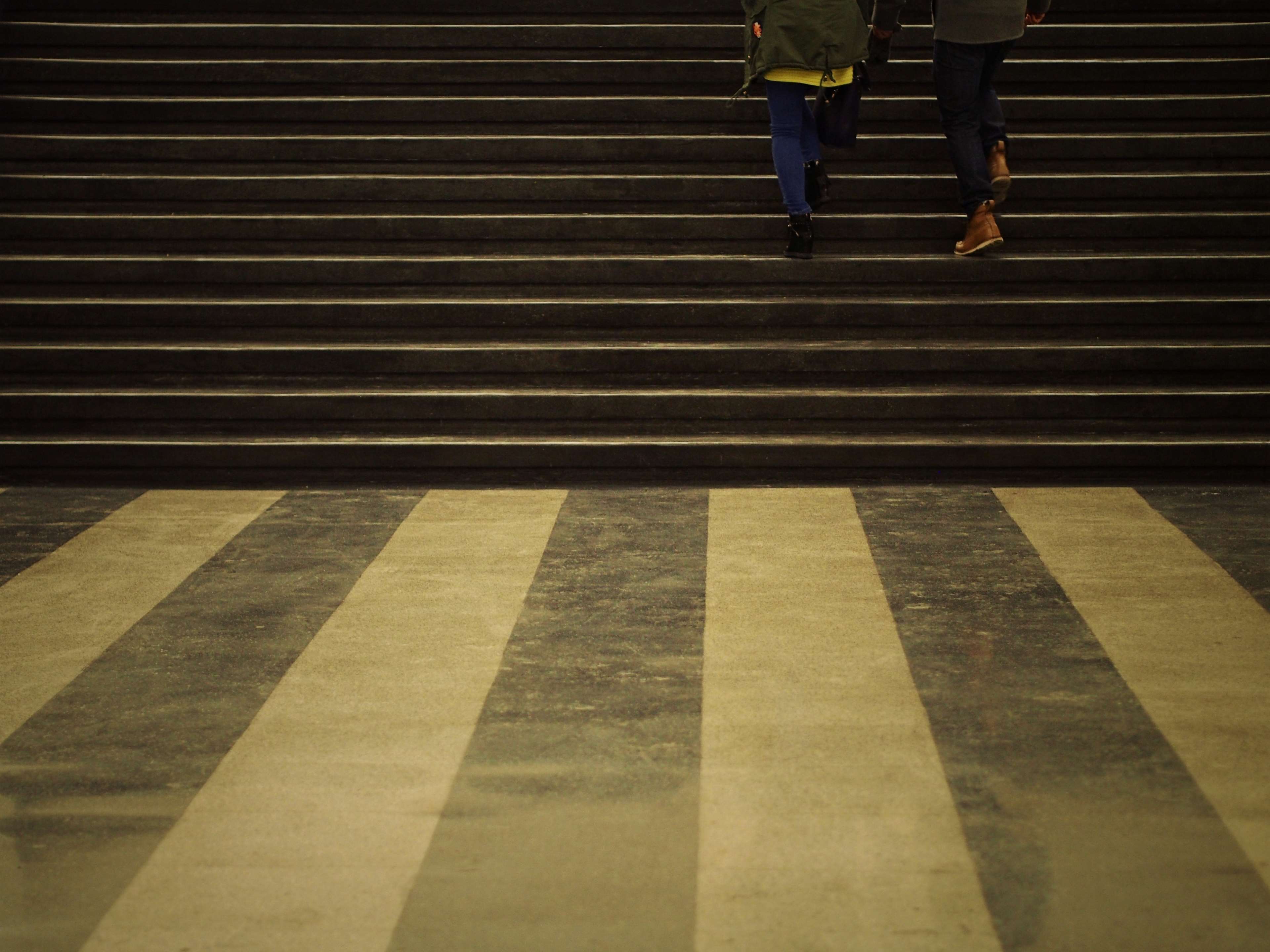 Legs, People, Stairs, Steps 4k Wallpaper - Light- WallpaperUse