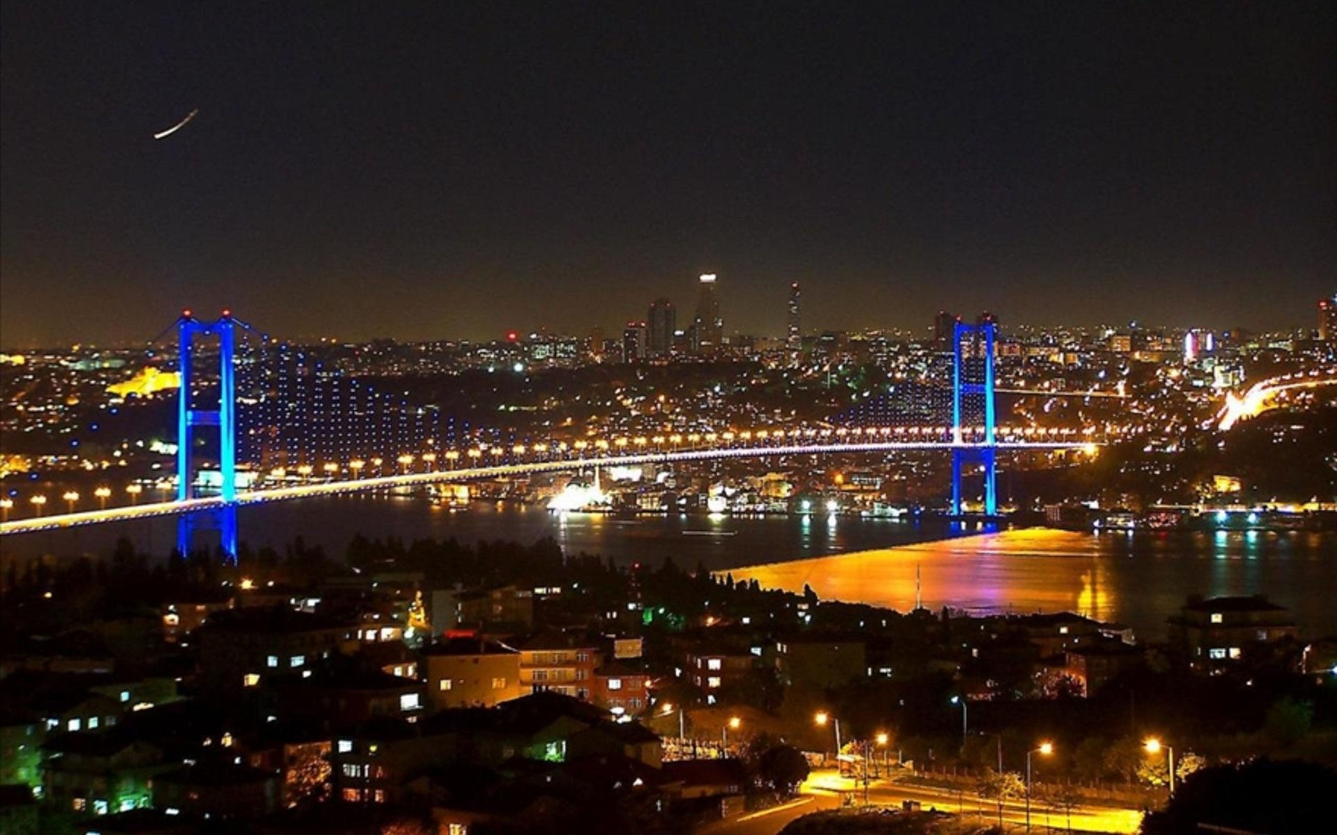Turkey Bosphorus Bridge Hd Wallpapers Widescreen - Istanbul Night- WallpaperUse