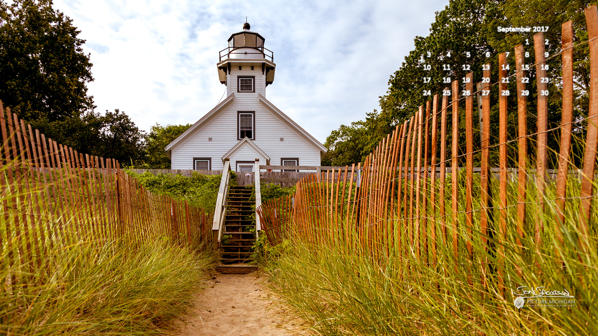 September 2017 Calendar Desktop Wallpaper - Old Mission Lighthouse ...