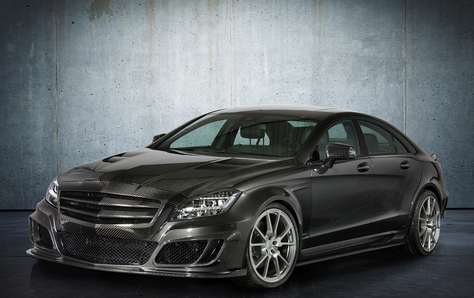 Cls 63 Amg V12 Biturbo- WallpaperUse