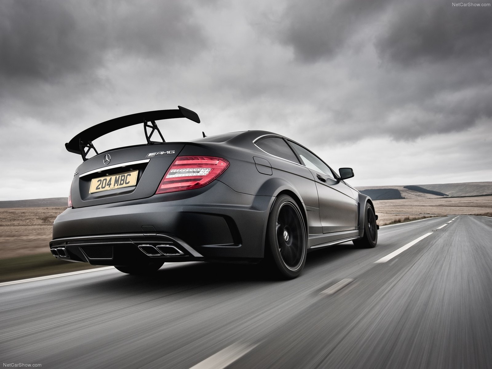 c63 amg wallpaper,land vehicle,vehicle,car,automotive design ...