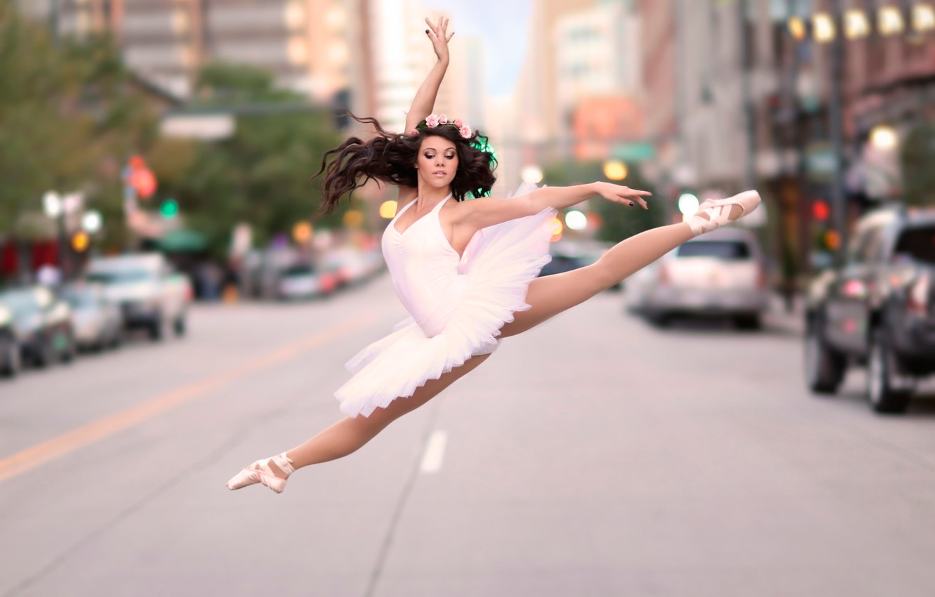 Photo Wallpaper Jump, Street, Dance, Flight, Ballerina, - Ballet Pointe ...