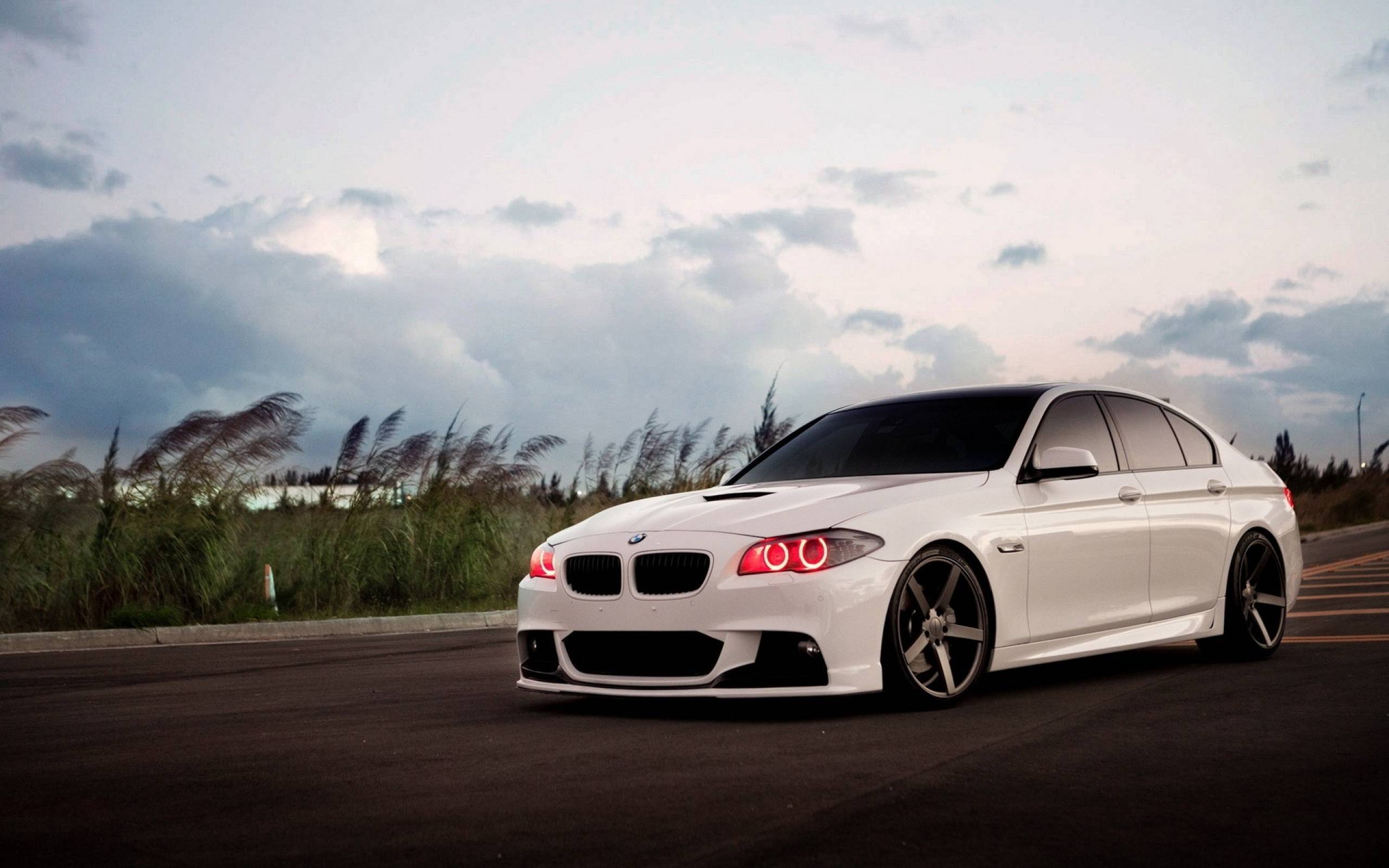White Bmw F10 Tuning- WallpaperUse