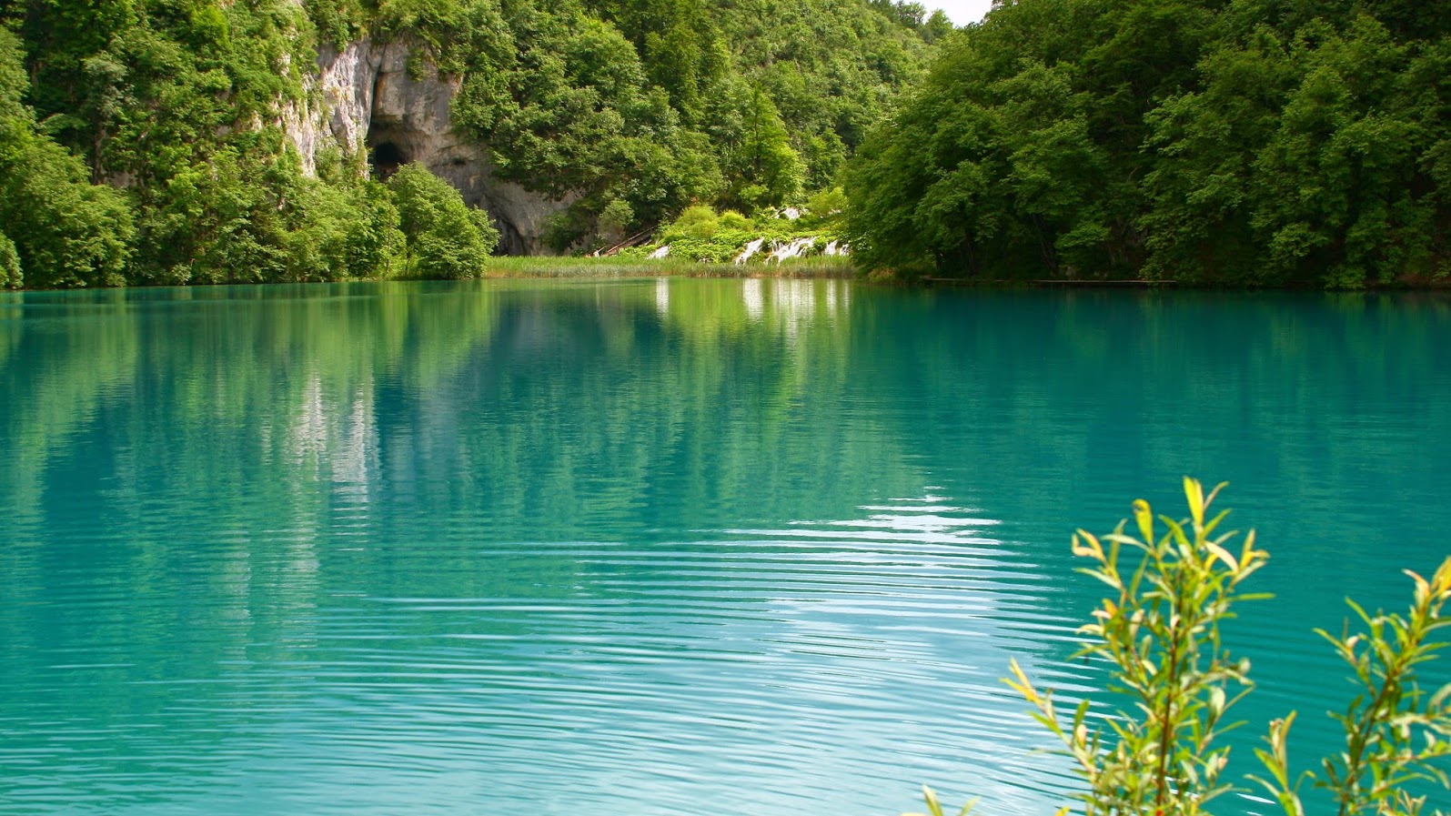 wallpaper agua,body of water,natural landscape,water resources,nature ...