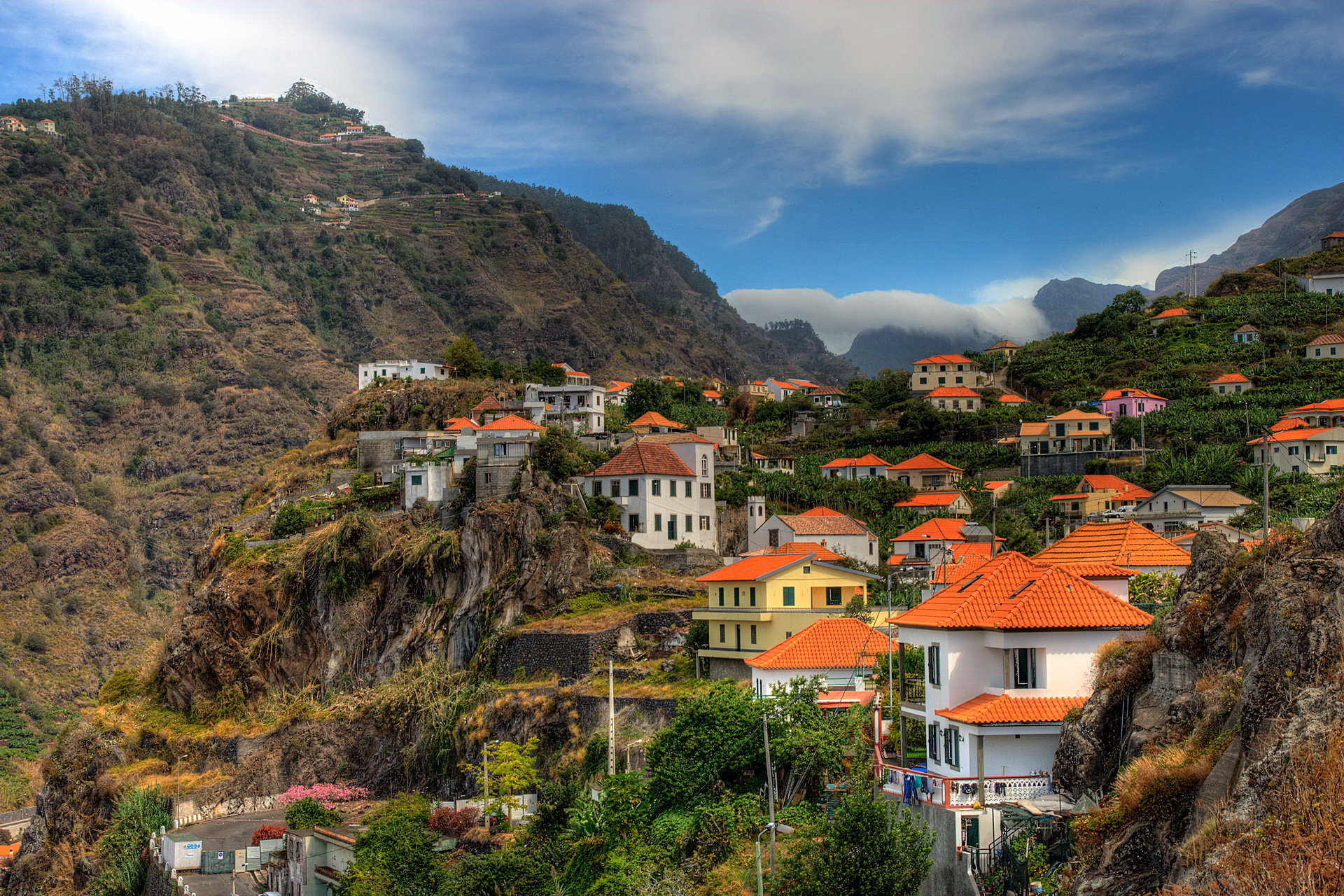 wallpaper madeira,mountain village,nature,hill station,town,mountainous ...