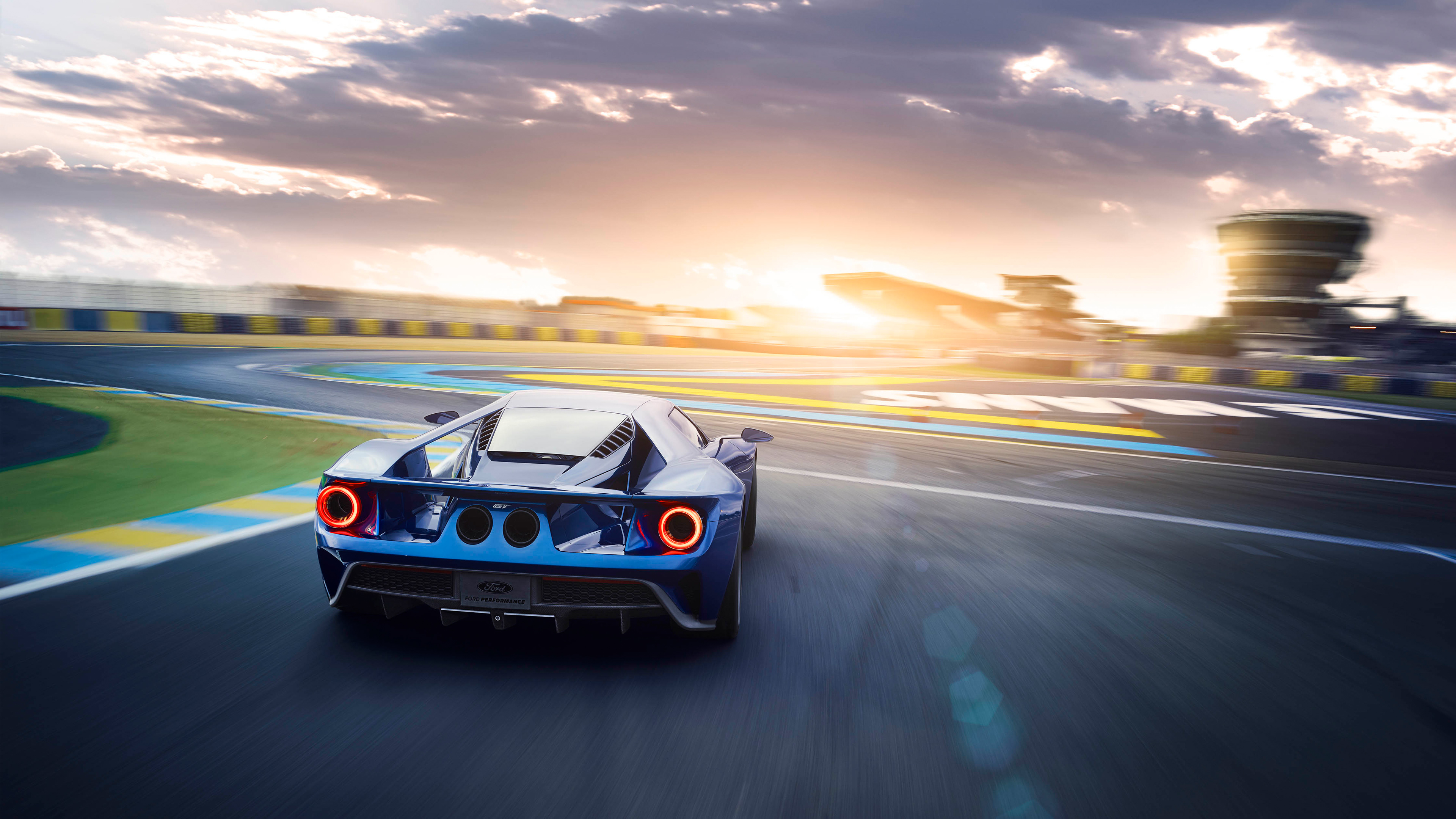 2017 Ford Gt Rear- WallpaperUse