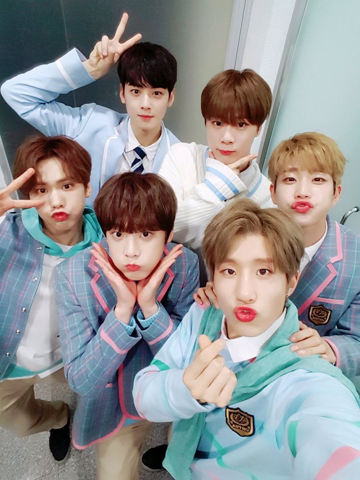 De Astro Banda De Kpop- WallpaperUse