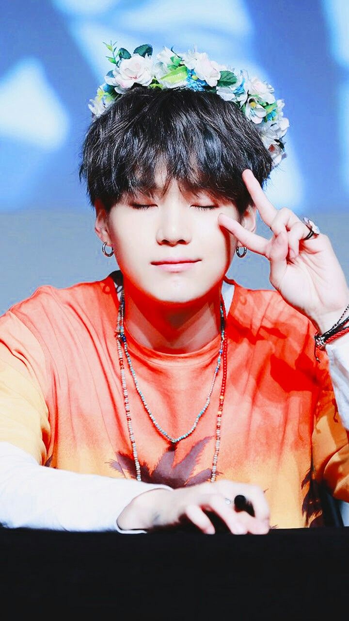 min yoongi wallpaper,forehead,singer,black hair,headpiece,gesture ...